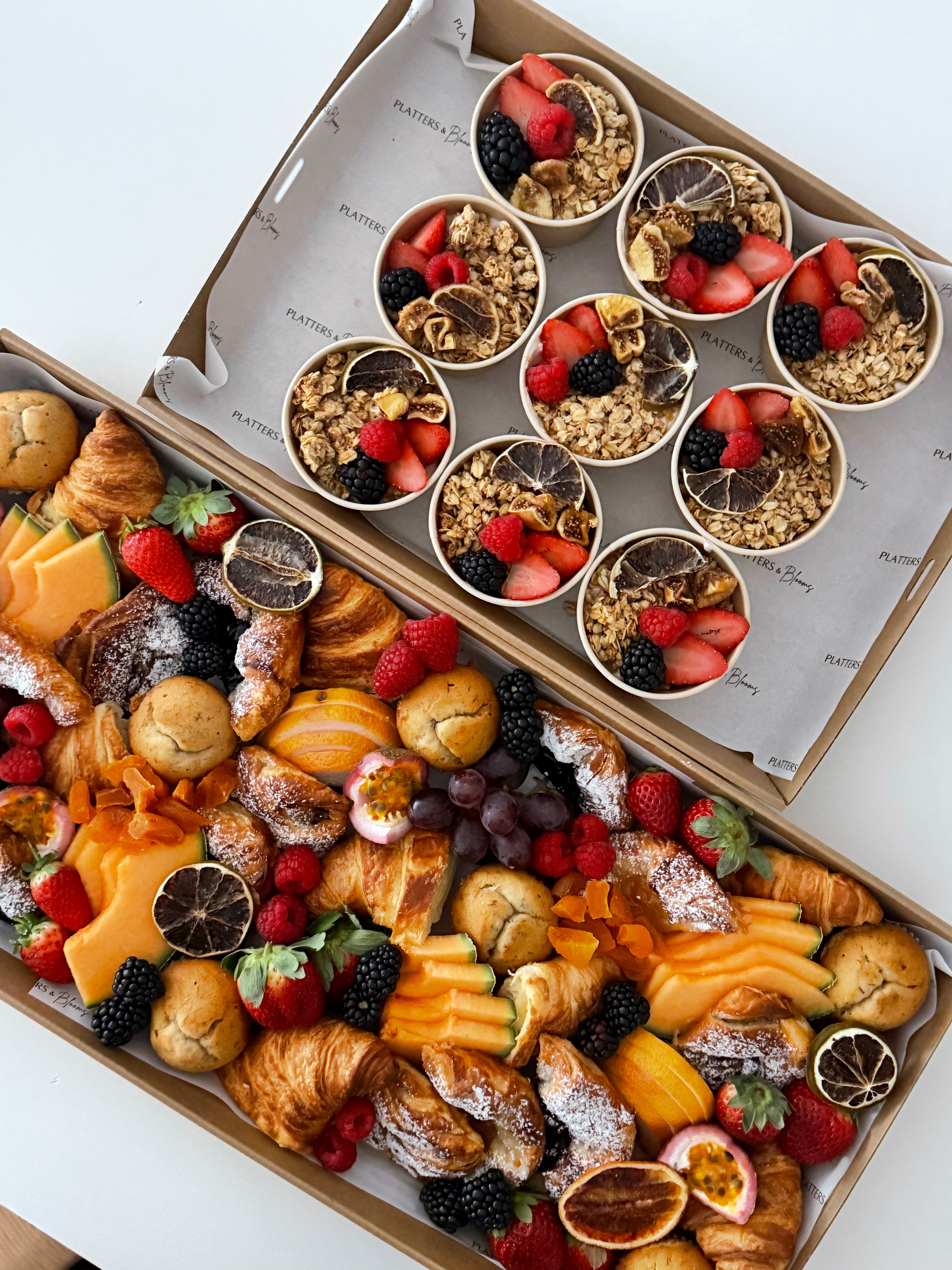 HENS WEEKEND – Platters + Blooms