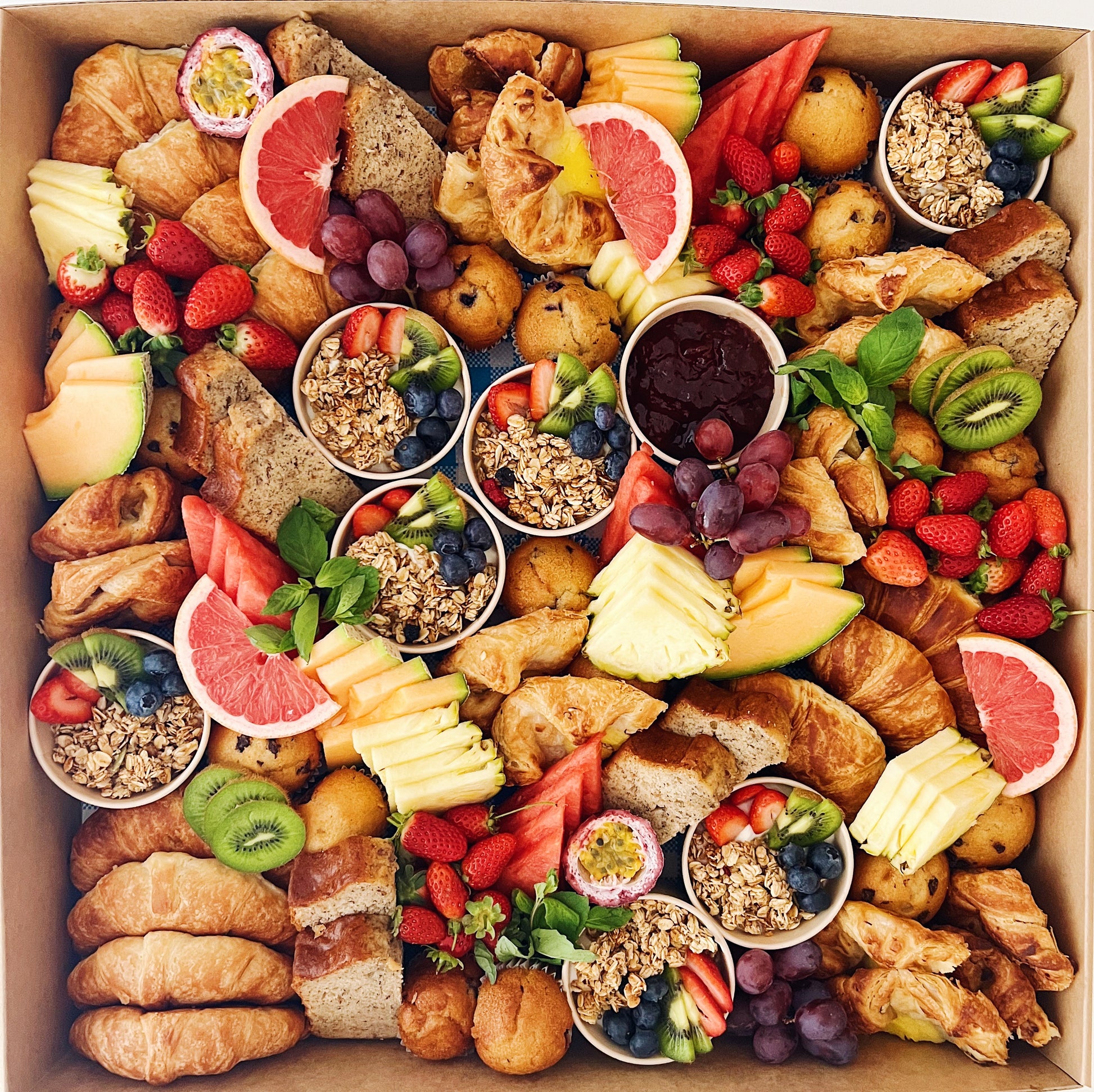 MAXI BRUNCH PLATTER BOX – Platters + Blooms