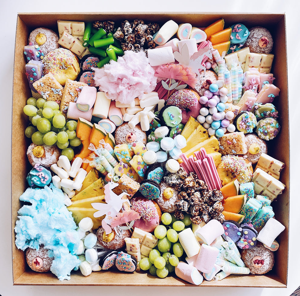 THEMED PLATTER BOX – Platters + Blooms