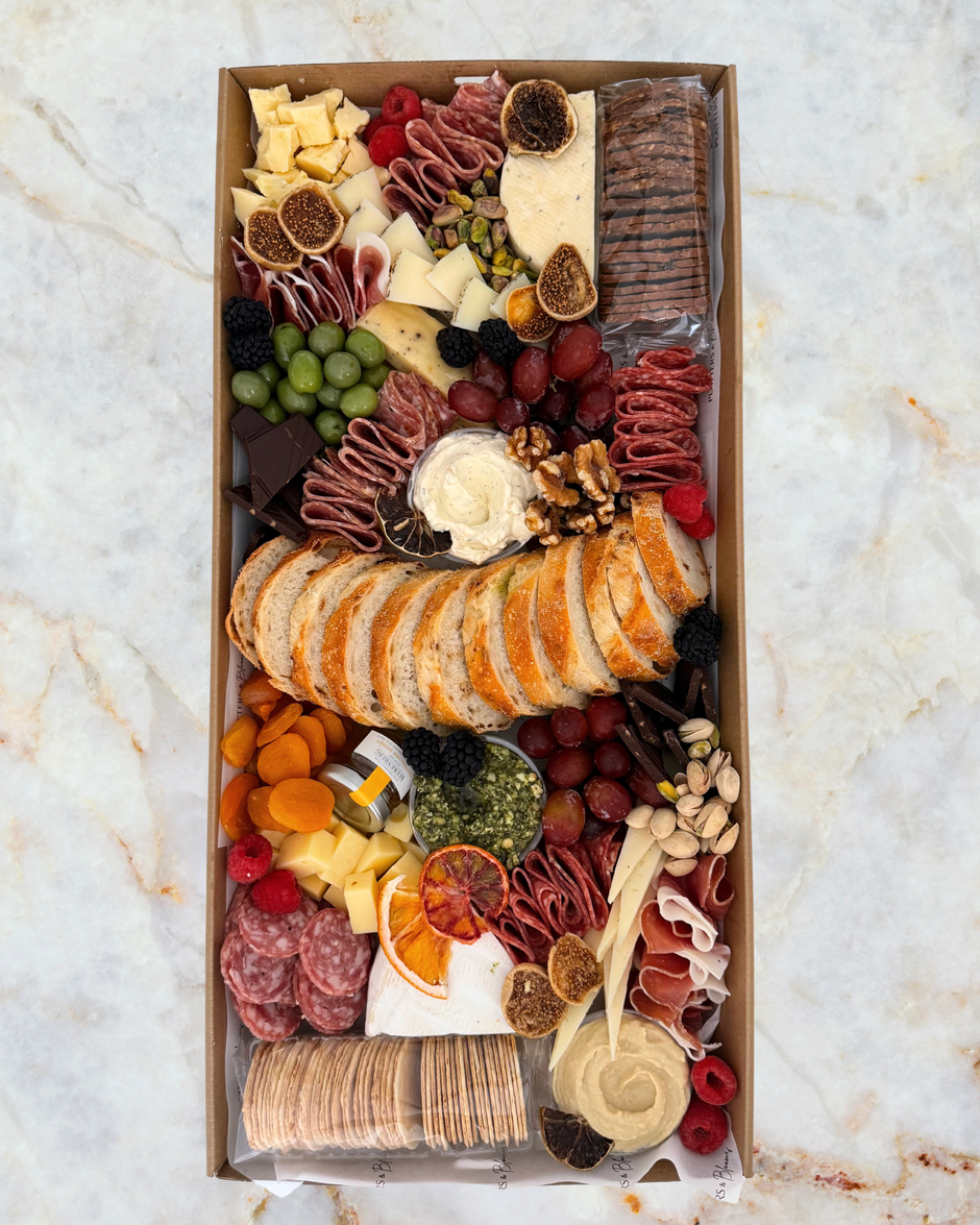GRAZING PLATTERS/BOXES – Platters + Blooms